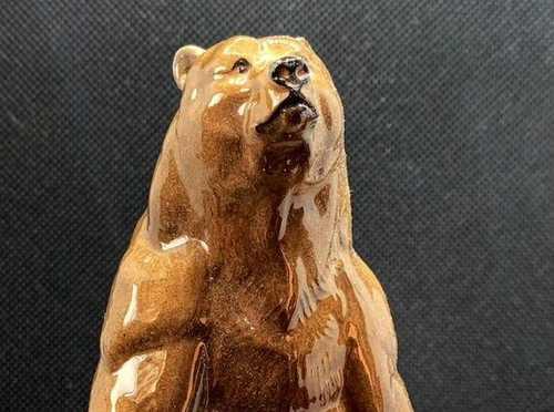 Бурый медведь (Гризли), на двух лапах,13см, Фарфор