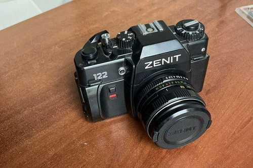 Пленочный фотоаппарат Зенит 122 + Гелиос 44М