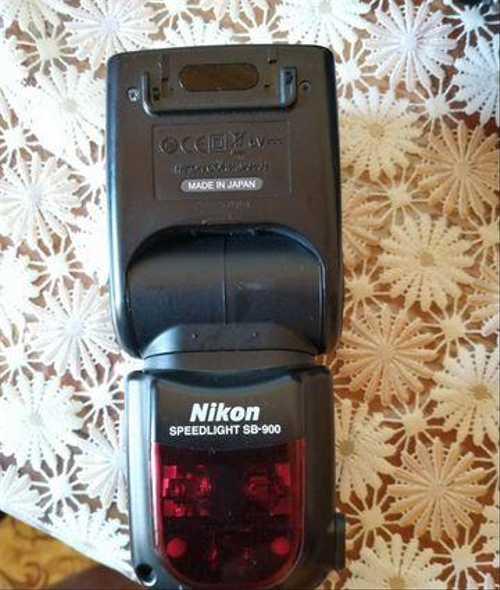 Nikon Speedlite SB-900