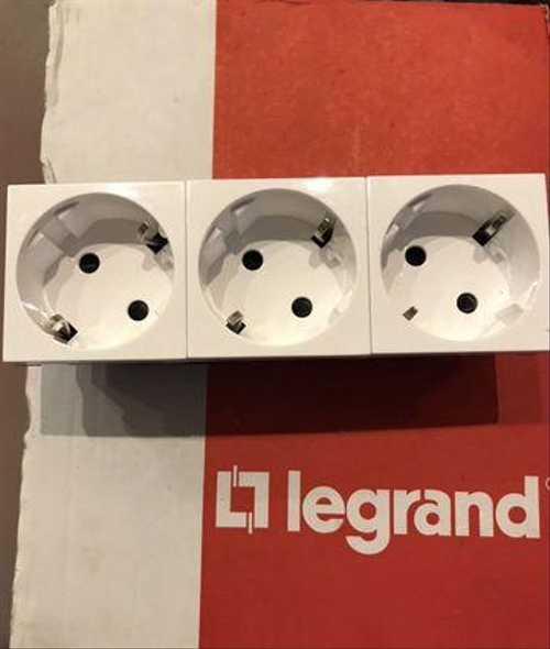 Офисная розетка Legrand (транзит)