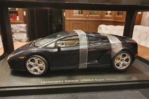 1:18 Autoart Lamborghini Gallardo Black