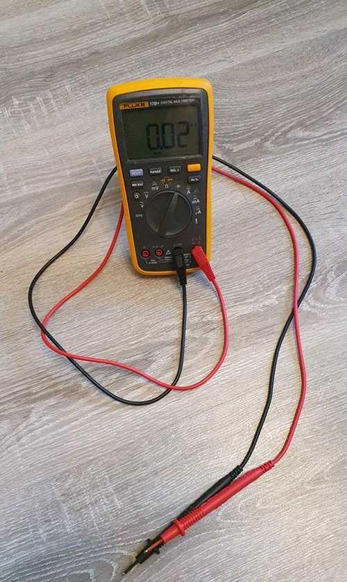 Мультиметр Fluke 17B+