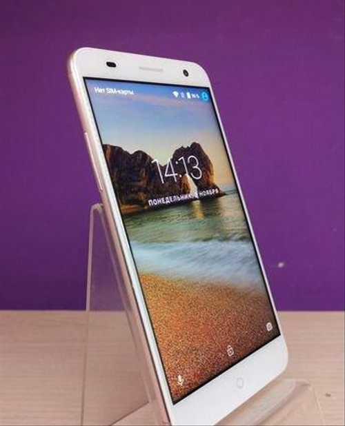 Смартфон ZTE Blade V7