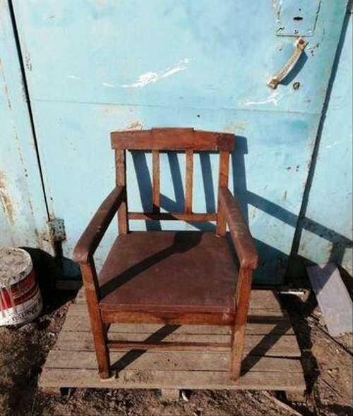Старинная кресло качалка