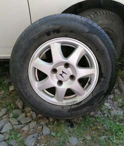 Bridgestone 215/65 R15