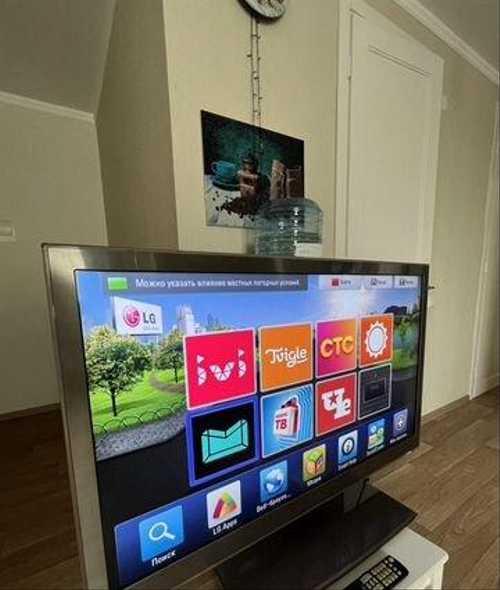 Метровый тонкий LED TV LG, 108 см, 42" с USB