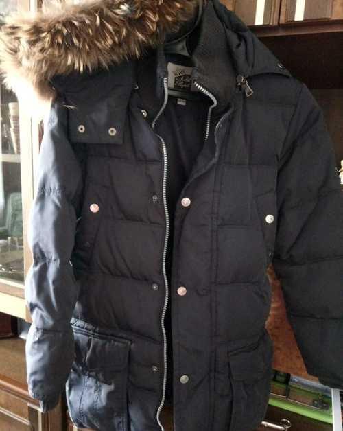 Зимнее пальто-куртка с капюшоном