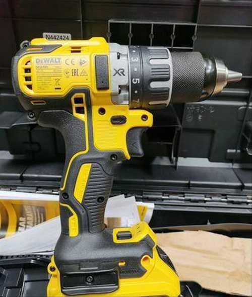 Аккумуляторный шуруповерт dewalt DCD791D2 (К)