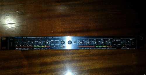 Alesis 3630 compressor