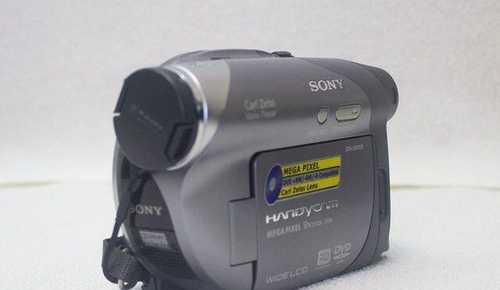 Видеокамера Sony DCR-DVD205E на DVD-R/RW дисках