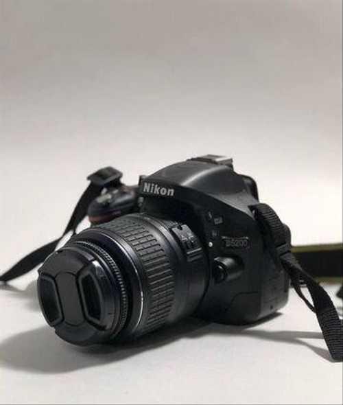 Фотоаппарат Nikon D5200 + объектив 18-55mm