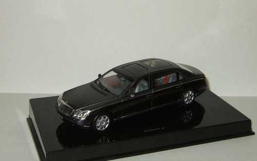 Лимузин Майбах Maybach 62 Long 2003 Autoart 1 43