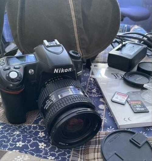 Зеркальный фотоаппарат Nikon d80