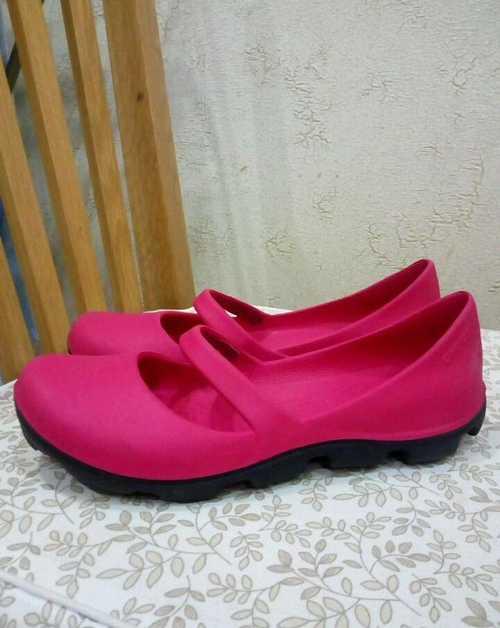 Crocs W-7