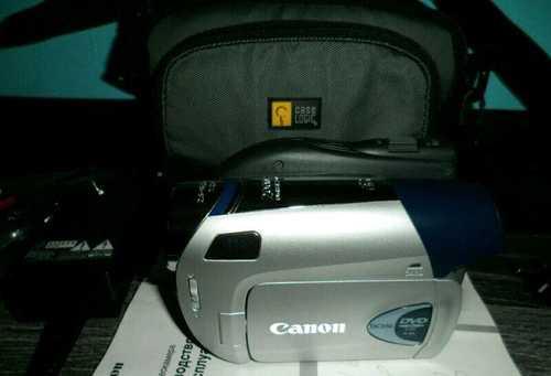 Видеокамера Canon DC310
