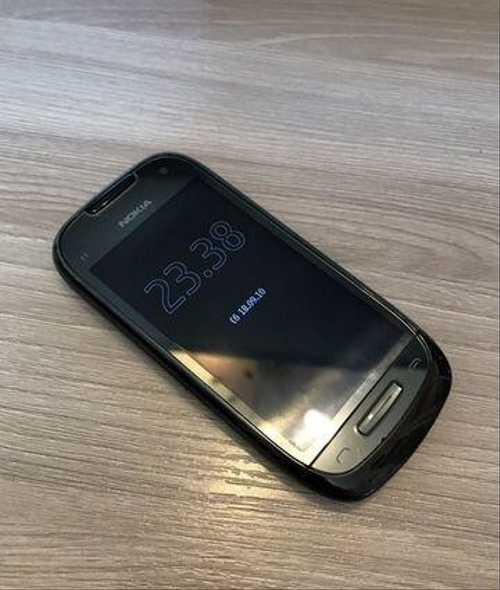 Телефон Nokia C7