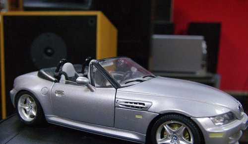 BMW M Roadster 1996 1/18 Burago италия модель