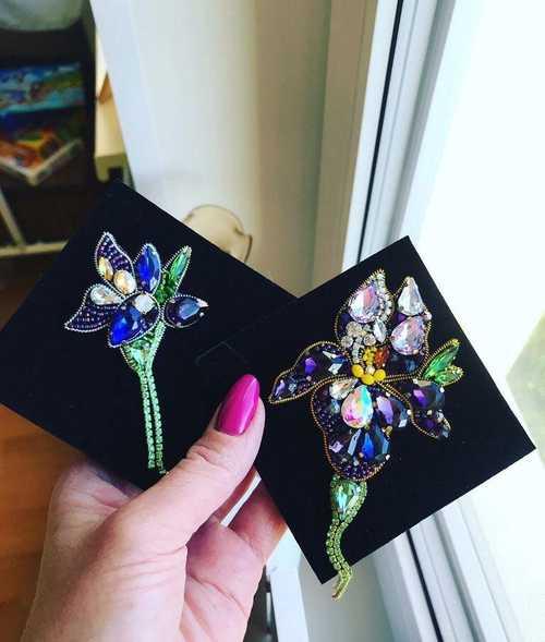 Брошь из бисера Ирис