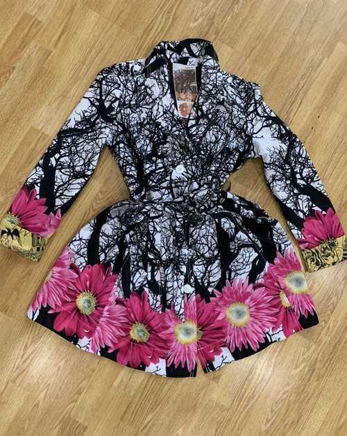 Новый весенний плащ Desigual (Испания)