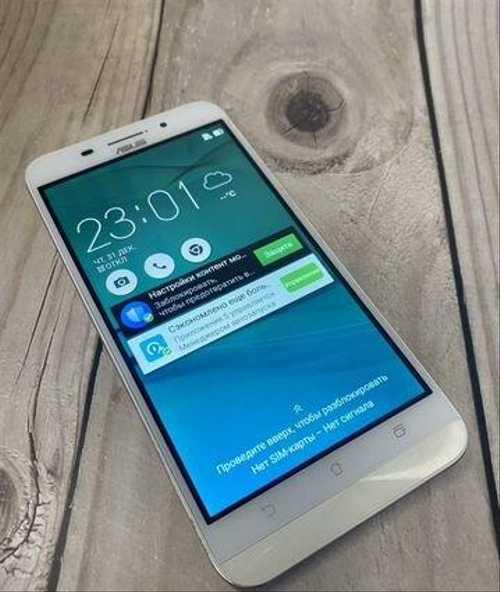 Телефон Asus Zenfone Max ZC550KL 3/32GB