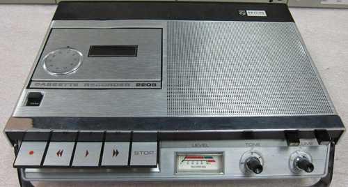 Philips-2205-кассетный магнитофон 1967 год