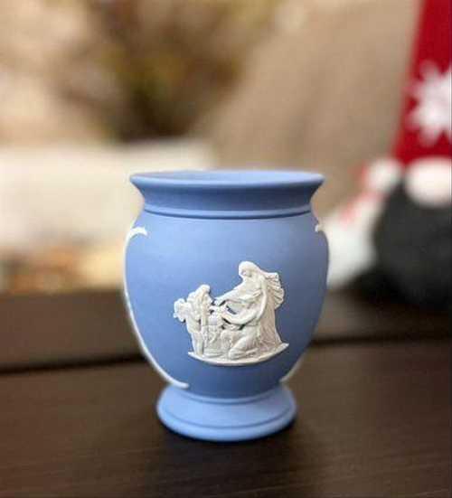 Wedgwood вазочка голубая Аврора и Эрот, Англия