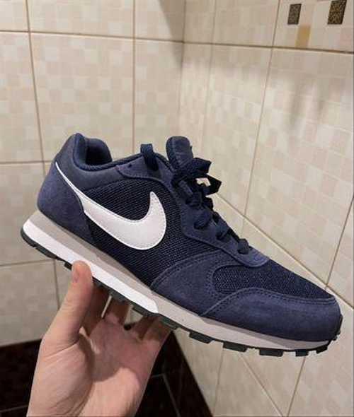 Кроссовки Nike MD Runner 2