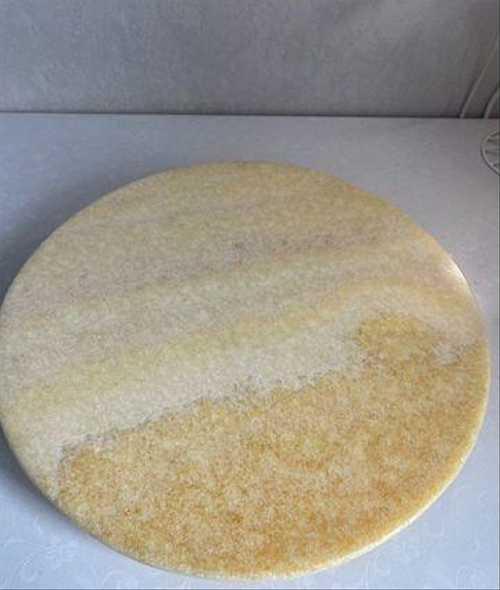 Тортница из Оникса