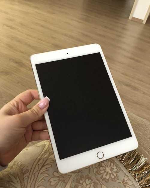 iPad mini 4