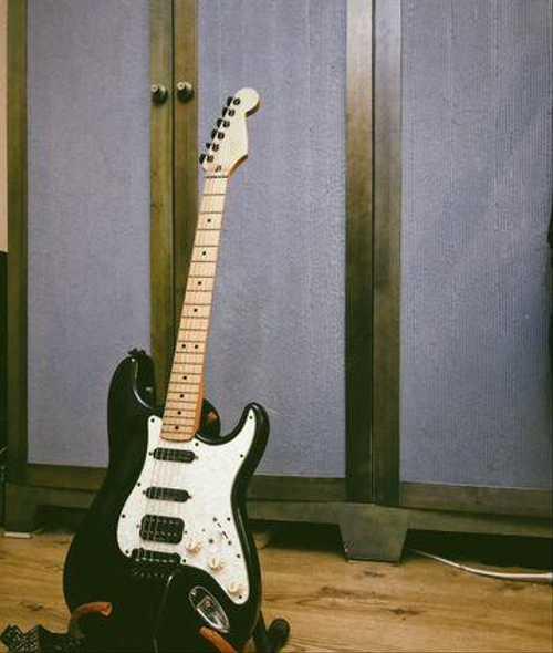 Гитара Fender Stratocaster