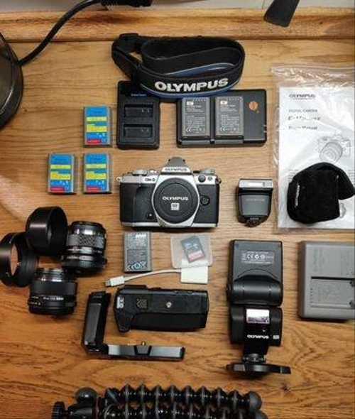 Olympus OMD-EM5 ii +extras