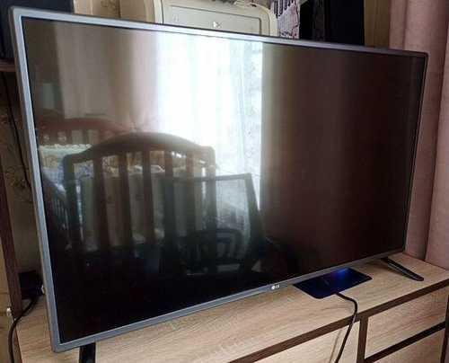 Телевизор LG 42LF560V-ZB