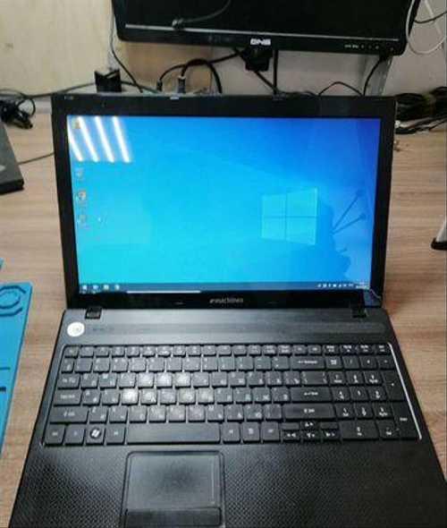 Ноутбук eMachines е644