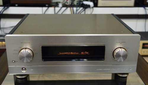 Luxman C-7F