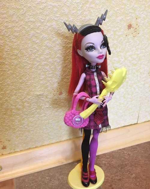 Monster high " Оперетта слияние монстров"