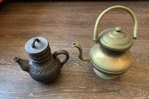 Заварочный чайник (черная глина) и медный чайник