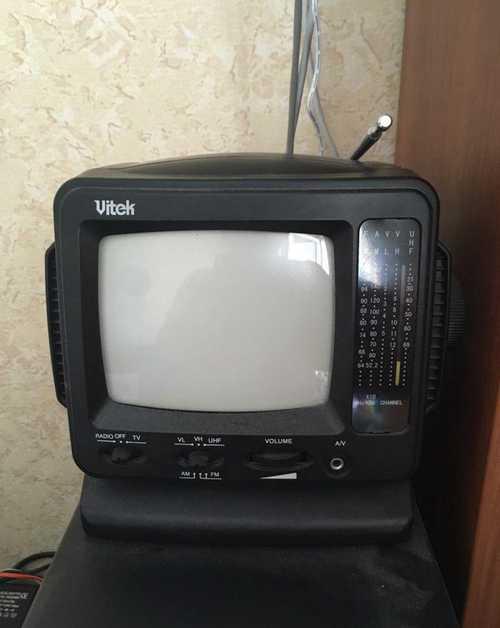 Телевизор Vitek VT-3551