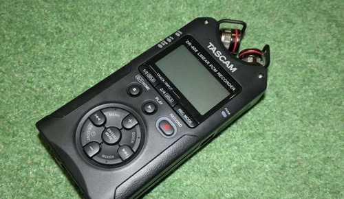 Продам Tascam DR-40