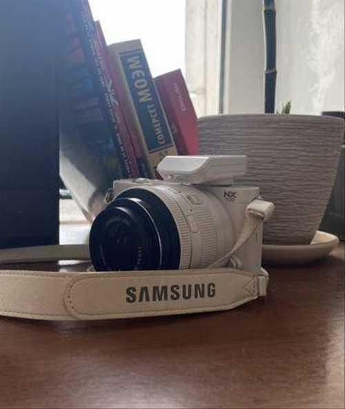 Фотоаппарат Samsung Nx1100