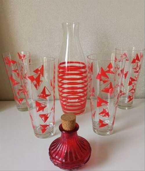 Стаканы стекло 60-х, СССР, Ваза бутылка красные