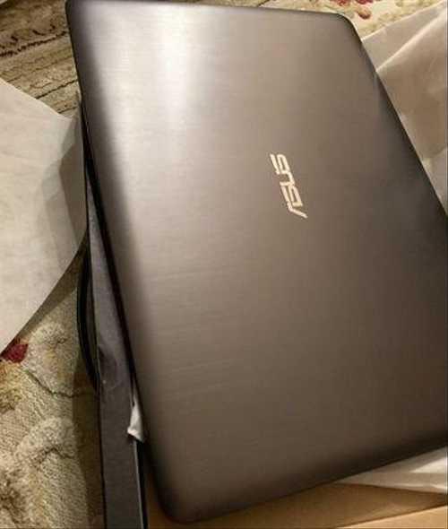 Игровой ноутбук asus x555, c 4gb GT940,i7 6500