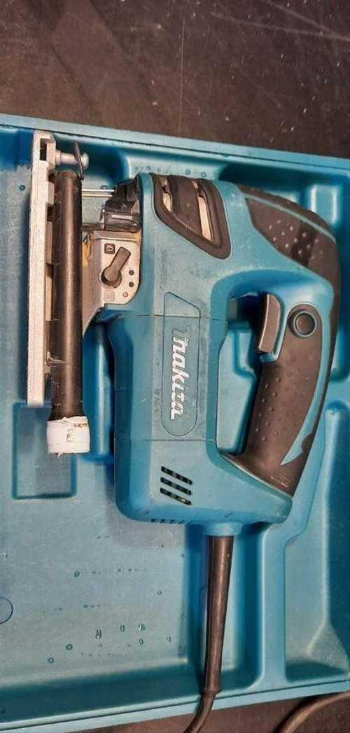 Лобзик Makita 4350FCT