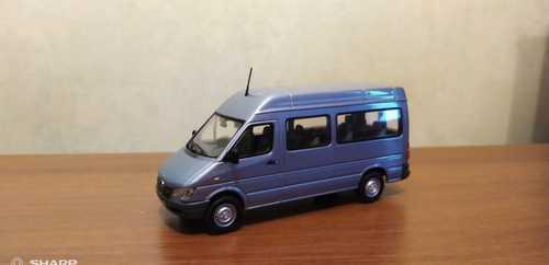 Mercedes-Benz Sprinter (1/43)