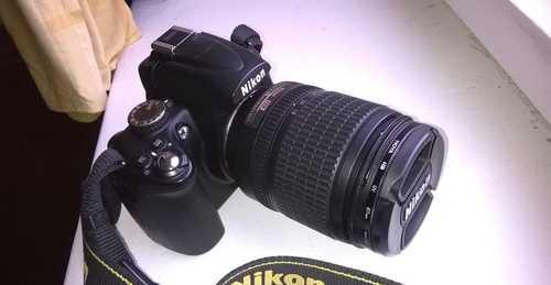 Nikon D5000 + объектив 18-105mm + штатив