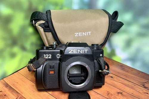 Пленочный фотоаппарат Зенит-122 отличный