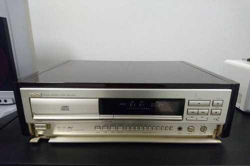 CD-проигрыватель Denon DCD-3500RG