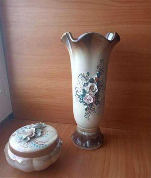 Ваза, шкатулка кисловодский фарфор, графин цветное