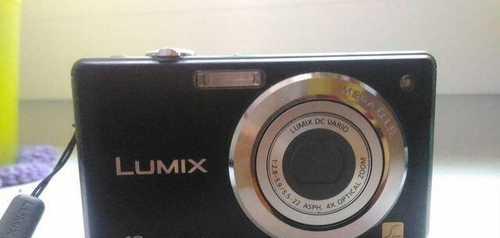 Цифровой фотоаппарат Lumix