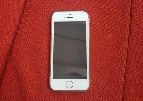 Телефон iPhone5с