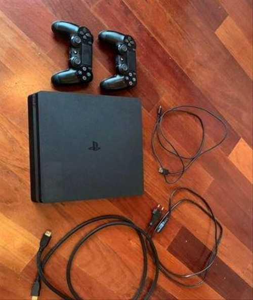 PlayStation 4 Slim 1TB (PS4 Slim) Б/У